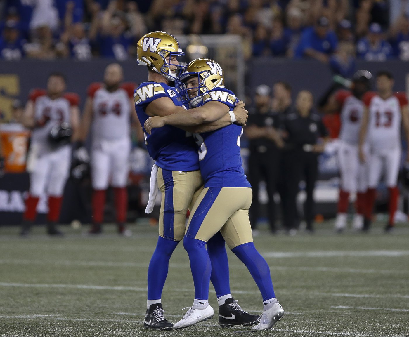 Liegghio's late 55-yard field goal lifts Blue Bombers to 20-18 win over Roughriders - Classic107 ...